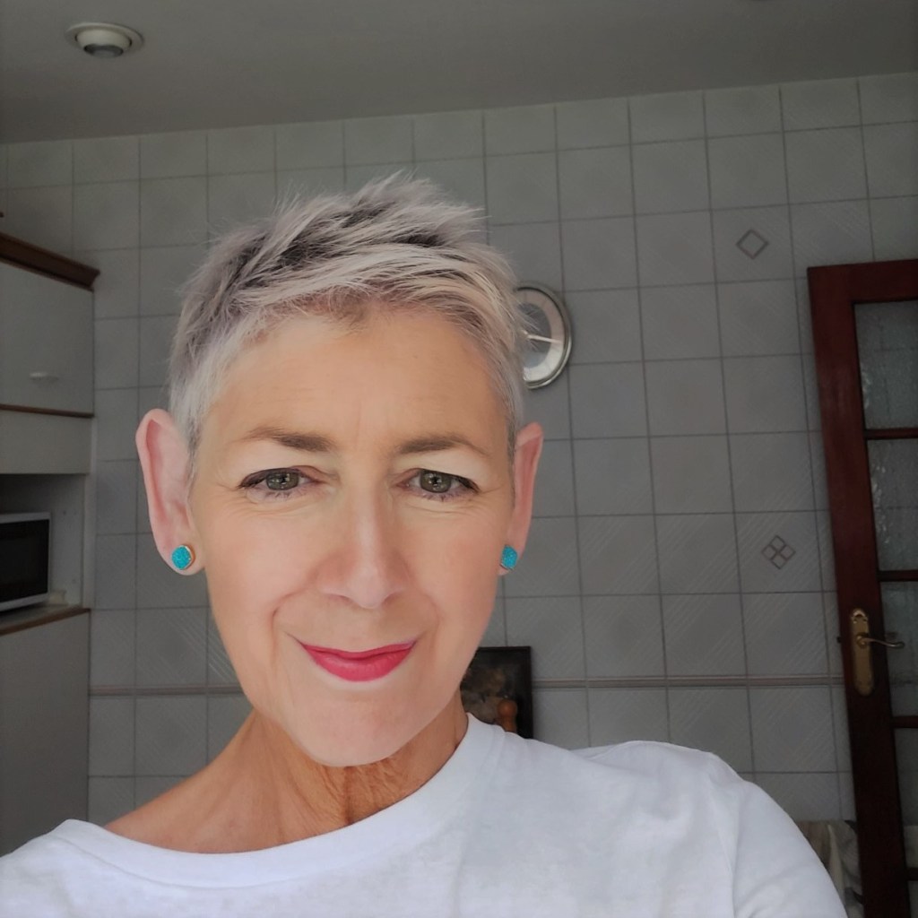 Comfort Classics: Lynn Gordon – Classical Studies Support